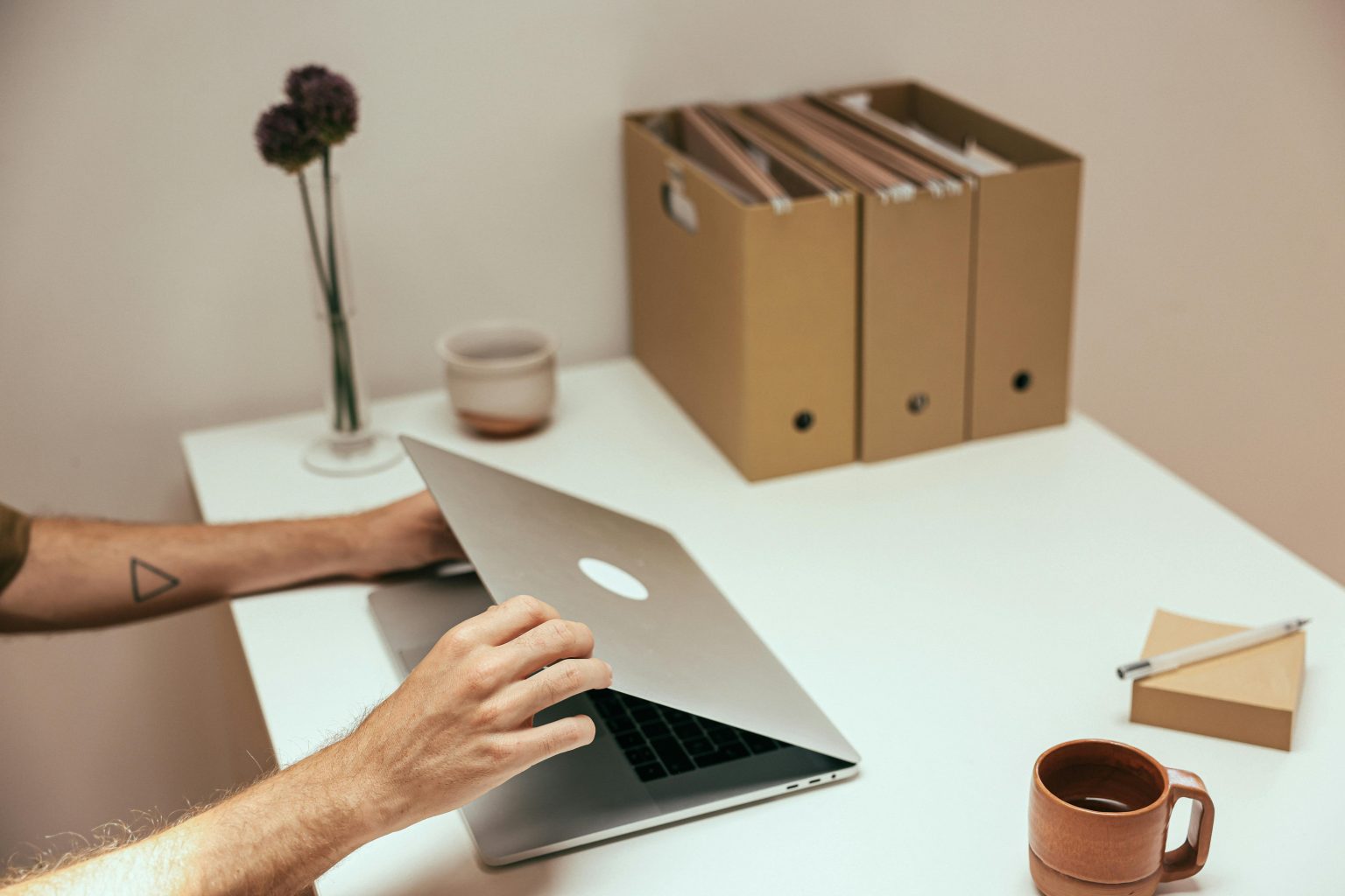 MPH Lawyers | “That’s a Monday problem” – The “Right” to Disconnect